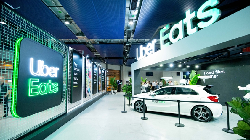 「シェアエコ」って便利を享受するより“自分たちが使う”もの。そう「Uber Eats」が教えてくれた | TABI LABO