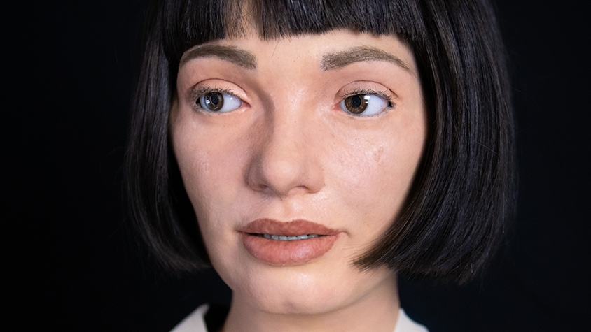 【英国史上初】AIロボットアーティストの「Ai-Da」が貴族院で証言 | TABI LABO