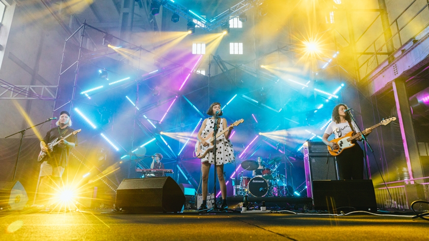 青葉市子が出演！24OWLSによる「女性が主役の音楽イベント」シンガポール | TABI LABO