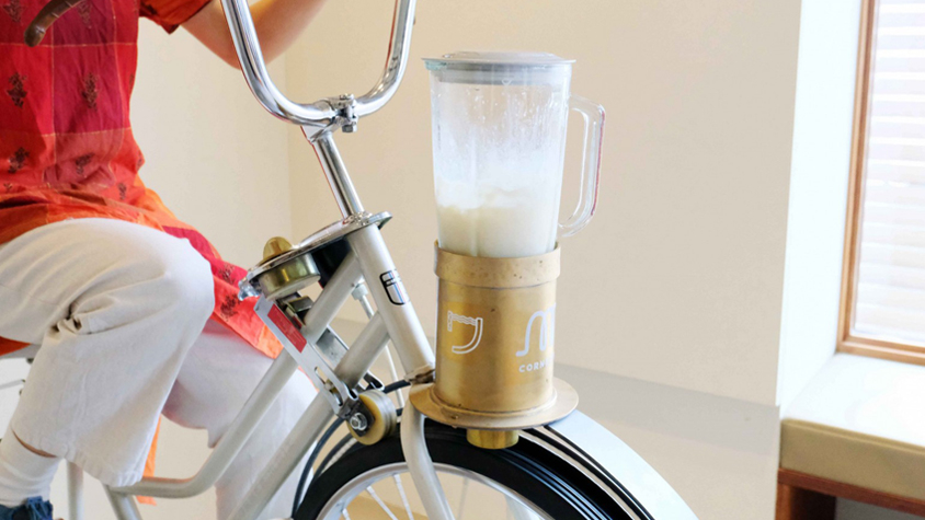 電力不要。自転車を漕いでミックスジュースを作る「MIX BIKE」が登場！ | TABI LABO