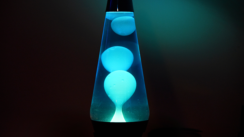 レトロなランプだけどIoTにアップデートされたラヴァランプ 「Barava Light」のギャップが魅力的 | TABI LABO