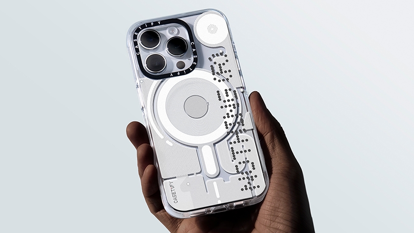 「CASETiFY」と「Nothing」のコラボスマホケースが登場！iPhoneがNothing Phone風の見た目に | TABI LABO